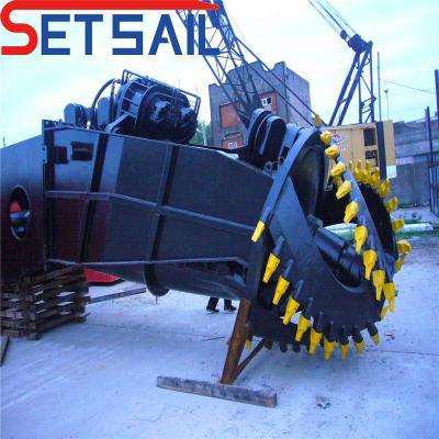 China 30-Day Refund Policy 26inch Cutter Suction Dredger with 6000m3 Pump and Water Flow for sale