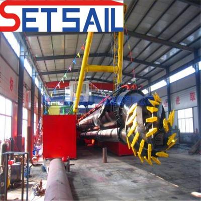China Tubo de descarga de 800 mm Controle hidráulico completo 32 polegadas cortador de sucção dragadora para areia do rio à venda