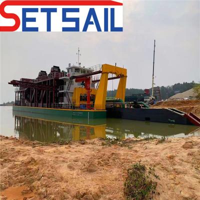 Cina Potenza del motore principale 1620 Kw Controllo idraulico personalizzato 26 pollici Cutter Suction Dredger in vendita