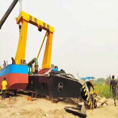 Cina Tagliatrice di lamiere di acciaio, dragatrice di sabbia ad aspirazione con capacità di 160-5000 m3 e motore diesel in vendita