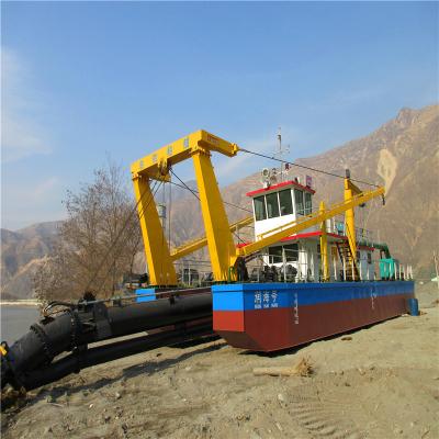 Cina QH-D27 700 M3 Capacità 18 pollici Cutter Suction Sand Dredger per la costruzione portuale in vendita