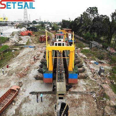Cina Potente segnatore diesel Scavatrice di aspirazione con 3500 m3 di flusso d'acqua e sonometro di profondità più sonoro in vendita