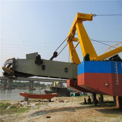 Cina Dredger a aspirazione a taglio da 26 pollici per progetto di dragaggio e tipo QH-D159 a propulsione diesel in vendita