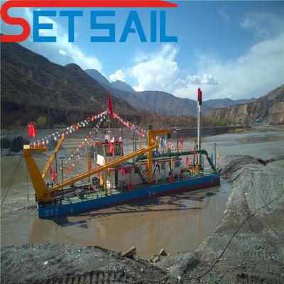 Cina 6000m3/Hr Sand Cutter Dredger Machine per l'attrezzatura di dragaggio del fango Opzione di personalizzazione in vendita