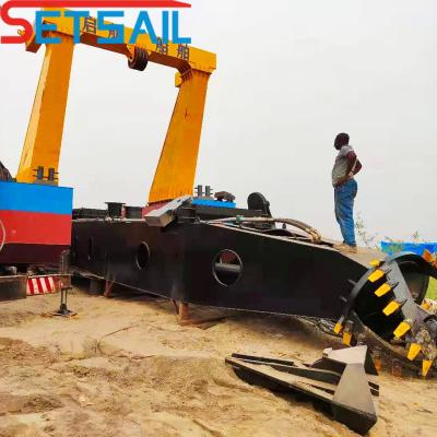 Cina Hydrocyclone 26 Inch River Sand Dredging Boat con 6000 metri cubi di flusso d'acqua all'ora in vendita