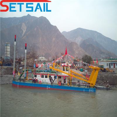 Cina Hydrocyclone 26 Inch River Sand Dredging Boat con 6000 metri cubi di flusso d'acqua all'ora in vendita