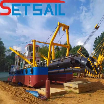 Cina 26 pollici Cutter Suction Mining Dredging Barch con flusso d'acqua 6000 metri cubi all'ora in vendita