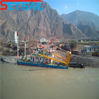 Cina Dredger per aspirazione di sabbia con flusso d'acqua di 6000 metri cubi all'ora in vendita