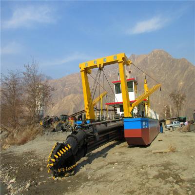 Cina Scavatrice a aspirazione da 24 pollici per canali idrici Soluzioni di dragaggio Tipo slot CTS in vendita