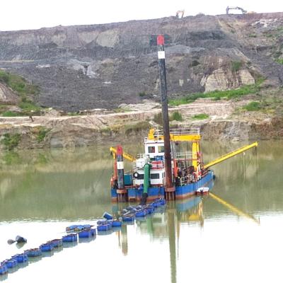 Cina 17m-50m Lunghezza totale Tagliatore Scavatrice di aspirazione per progetto di dragaggio Profondità di dragaggio 4m-25m in vendita