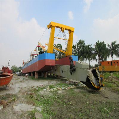 Cina 17m-50m Lunghezza totale Tagliatore Scavatrice di aspirazione per progetto di dragaggio Profondità di dragaggio 4m-25m in vendita