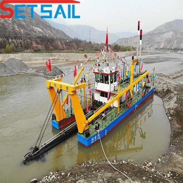 Quality River Sand Extraction 20inch Cutter Suction Dredger with 500ND Pump and Anchor for sale