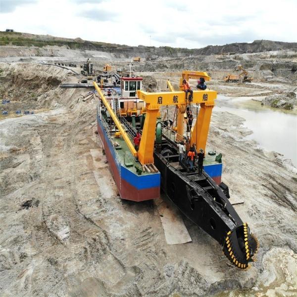 Quality Water Flow 4500m3 22 Inch Sand Dredger with Anchor Boom Made in Total Length 38m for sale