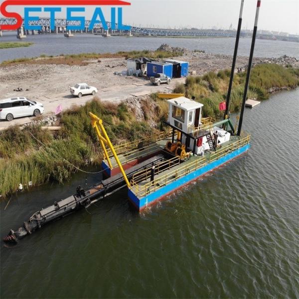 Quality 5000 Cubic Meter Water Flow QHCSD-441 20inch Cutter Suction Dredger for Sand for sale