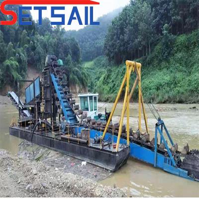 China 37kw-150kw Dredging Power Chain Bucket River Mining Gold Dredger met agitatiechuit Te koop