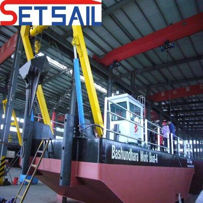 Cina Dredger per il trasporto di acciaio legato servizio di ancoraggio barca da lavoro per cutter in vendita