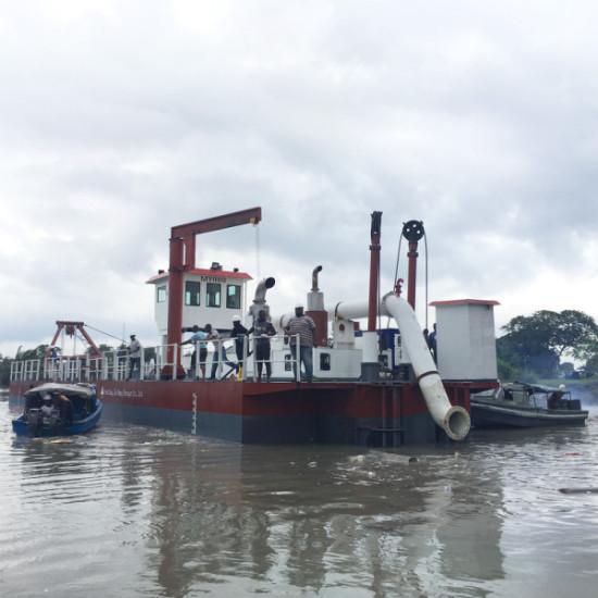 Quality 800m3/H Capacity Sea And River Dredging Equipment With Cummins 1306kw Engine for sale