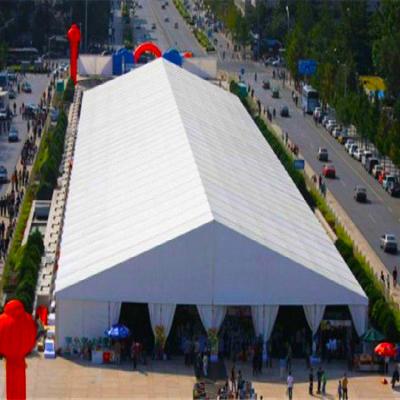China A Meio-escala A dá forma à barraca de alumínio do casamento do partido do famoso 30*40m do quadro da parte superior do PVC à venda