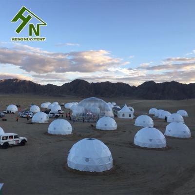 Cina Tenda fredda della cupola geodetica della mezza sfera di inverno con la struttura d'acciaio dell'alto carico della neve della stufa in vendita