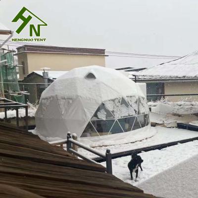 Cina Small Dome Tent Camping Igloo Geodesic Dome Tent Install On The Snow in vendita