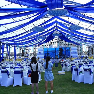 Cina 500 la immersione calda della portata di vetro all'aperto dell'alluminio 20x25m della tenda della persona ha galvanizzato l'acciaio in vendita