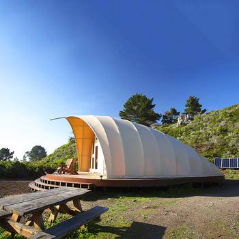 Cina Località di soggiorno galvanizzata di lusso di Glamping Shell Shape Hotel Tent For della struttura d'acciaio di stile popolare forte in vendita