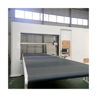 中国 Factory Automatic Knife Die Insulation Cotton Material Cutting Machine 販売のため