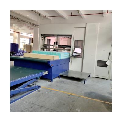 中国 Factory Price High Quality Leather Belt Strap Roll Cutting Machine 販売のため