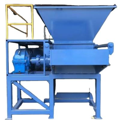 China Waste Plastic Products Tire Recycling Machine Crusher Foam Rubber Crusher en venta