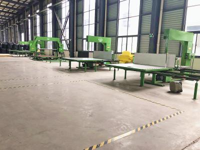 China Factory direct EPS foam block vertical foam cutting machine, vertical sponge statues cutting equipment Te koop
