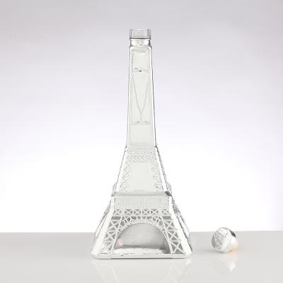China Garrafa de vidro em forma de torre Eiffel de 500 ml com tampa de design único e vidro Super Flint à venda