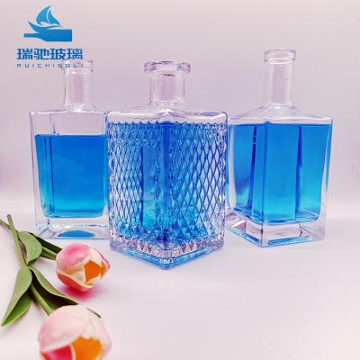 Cina 700 ml Animali vuoti Brandy Bottiglia di vetro Vino Liquore Globo Whisky Decanter per vino in vendita