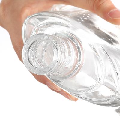 Cina Super Flint Glass 300 ml 500 ml 750 ml Whisky Spirits Vodka Bottle per liquori Tequila in vendita