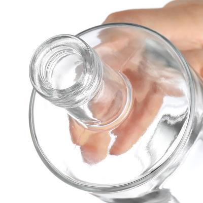 China Warm stempelen 200 ml 375 ml 500 ml wijn glasfles wijn drankflessen met kurk Te koop