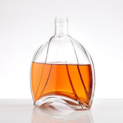China Aluminum Plastic PP End Custom Liquor Glass Bottle Design for Vodka Gin Whiskey Tequila for sale