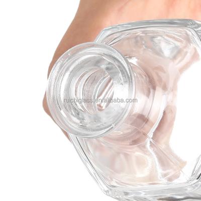 China Estampagem a quente 500ml 700ml 750ml garrafa de licor em forma vazia com tampa de design personalizado à venda