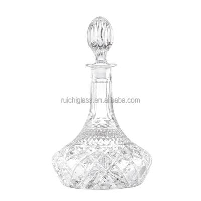 Cina 500 ml 750 ml bottiglie di vetro personalizzate a forma di fancy per la distribuzione di altre bevande in vendita