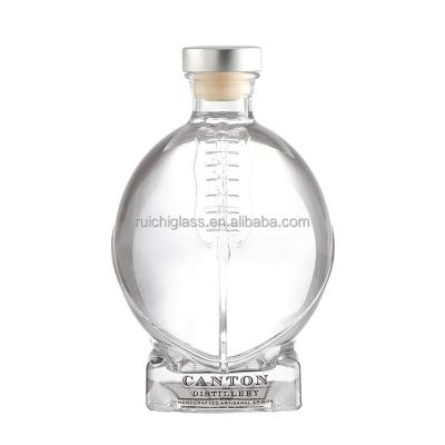 China Estampagem a Quente Botas de Vidro Super Flint 375ml 500ml 750ml Custom Fancy em forma com tampa à venda