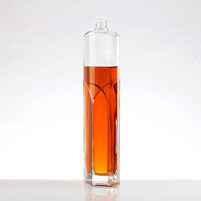 Cina Bottiglie rotonde di 750 ml di vodka ghiacciata chiara con tappo in vendita