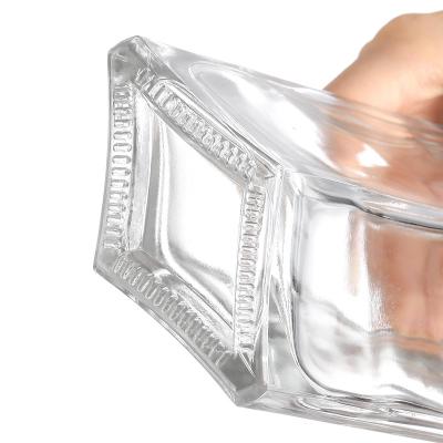 Cina Bottiglie rotonde di 750 ml di vodka ghiacciata chiara con tappo in vendita