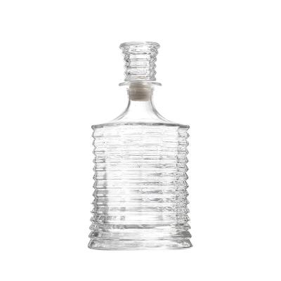 Cina Collare in plastica di alluminio PP 500ml Bottiglie di vodka di vetro ovale per ingrosso cinese in vendita