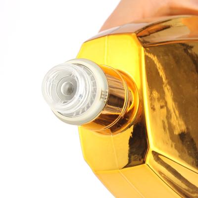 Cina Bottiglia di vodka in vetro da 750 ml con logo Decal in colore blu rosa giallo Capacità 500 ml in vendita