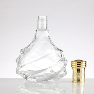 Cina Industrial Beverage Custom Logo Brandy Gin Whiskey Vodka Bottiglia con coperchio Custom Make in vendita