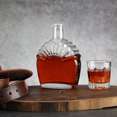 Cina Bottiglia di vetro di brandy di lusso da 750 ml con materiale di base in vetro Super Flint in vendita