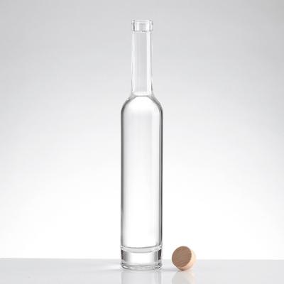 Cina Super Flint Glass Custom Empty Olive Oil 500ml Bottiglie di vetro per vodka liquore in vendita