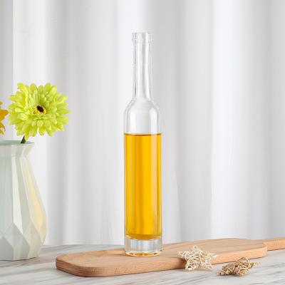 Cina Super Flint Glass Custom Empty Olive Oil 500ml Bottiglie di vetro per vodka liquore in vendita