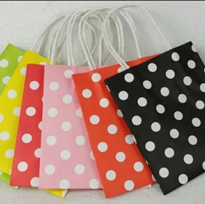 China Custom Luxury Gift Garment Paper Shopping Bags With Logo Print for sale