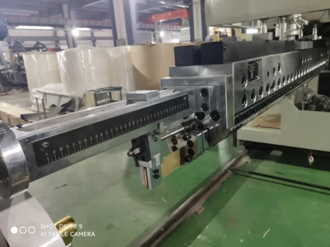 Nonwoven and PP Nonwoven Fabric Laminating Machine Price with PP Ldep and Lldep