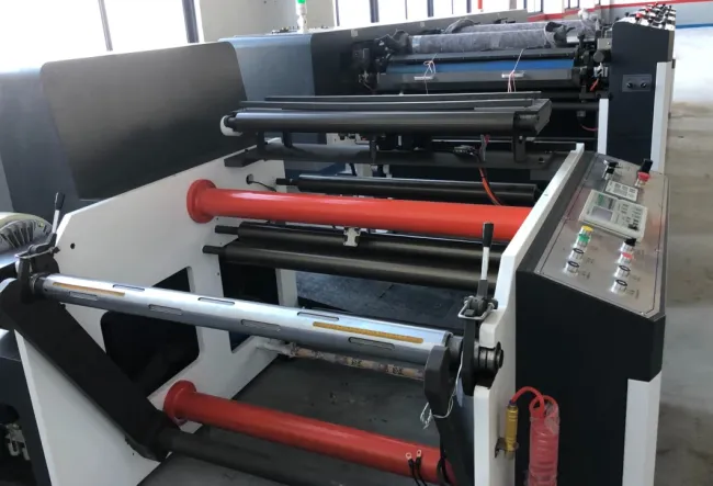 Stampatrice di carta per il prezzo di catena dell'orologio di carta flessibile di Boxreference del sacco di carta della tazza di carta dei pacchetti