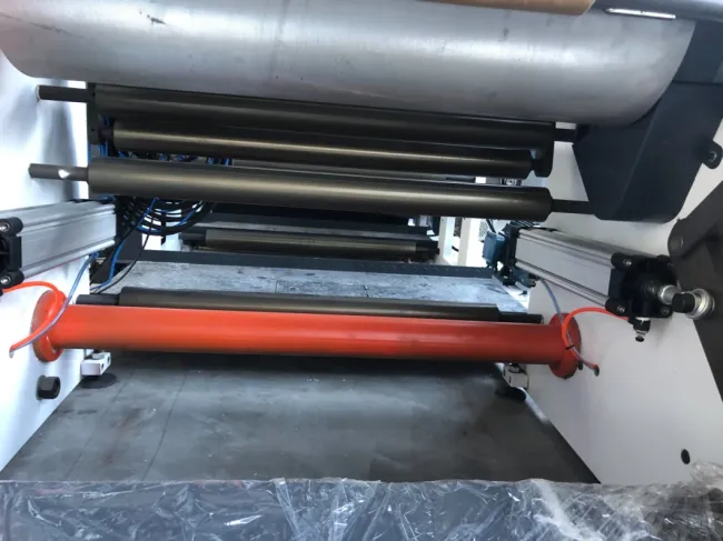 Stampatrice di carta per il prezzo di catena dell'orologio di carta flessibile di Boxreference del sacco di carta della tazza di carta dei pacchetti